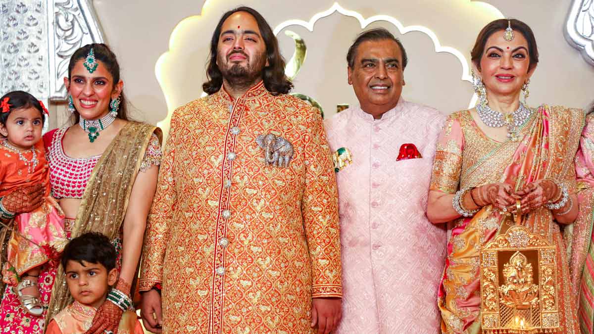 Mukesh Ambani: కొడుకు అనంత్ పెళ్లికి రిలయన్స్ ఉద్యోగులకు అంబానీ గిఫ్ట్ ...